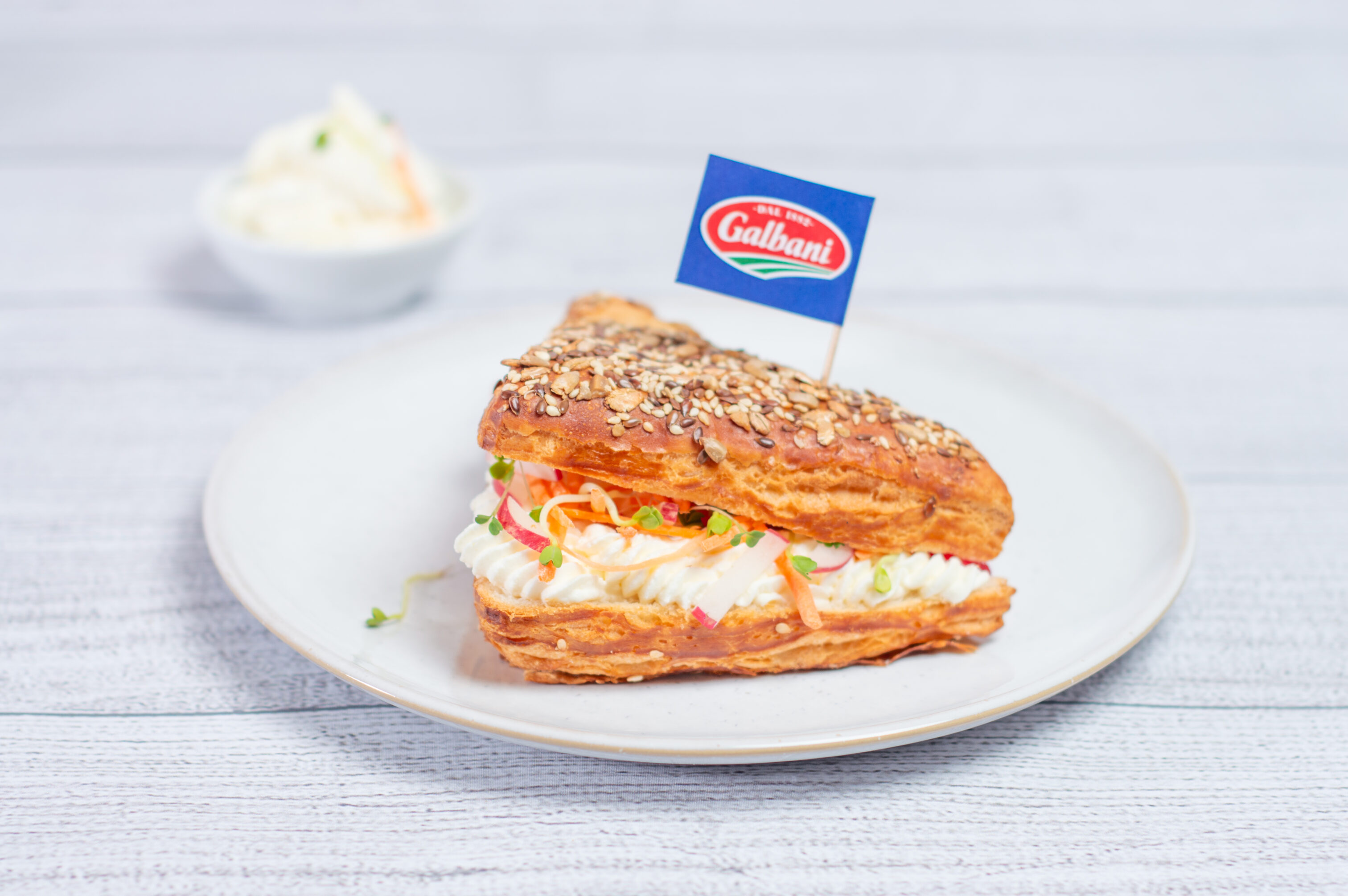 Laugenecke mit GALBANI® Latticino Frischkäse - Lactalis Food Service